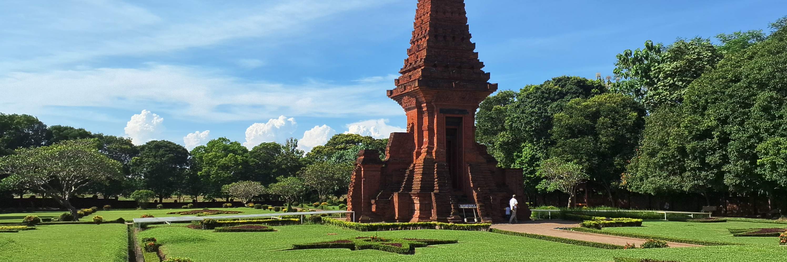 Trowulan Museum and Mojokerto Temples Private Trip from Surabaya - Klook