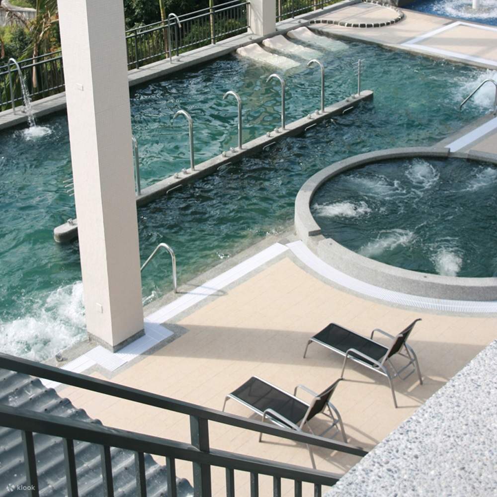 Taichung: Sunshine Hot Spring Hotel - Outdoor SPA Public Pool・Honeymoon ...