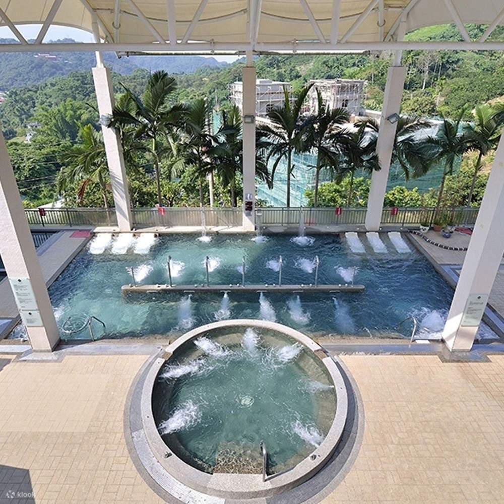 Taichung: Sunshine Hot Spring Hotel - Outdoor SPA Public Pool・Honeymoon ...