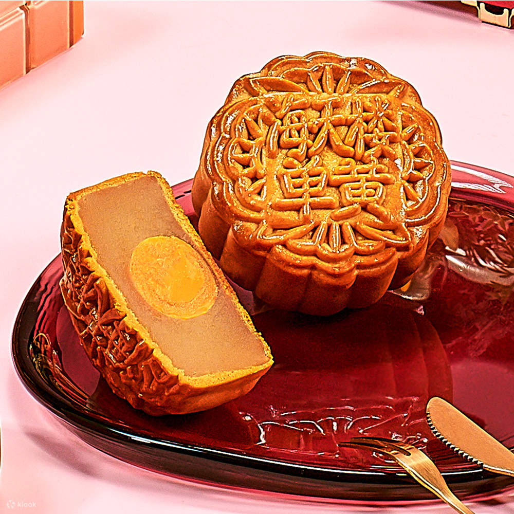Handcrafted Mid-Autumn Delights by Hai Tien Lo at Pan Pacific Singapore ...