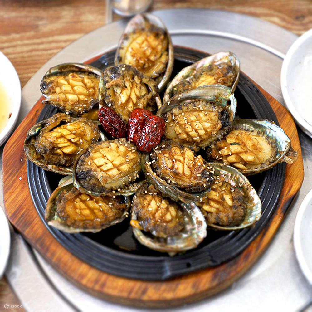 Cheonjeyeon Tosok Jeju Seafood Restaurant - Klook