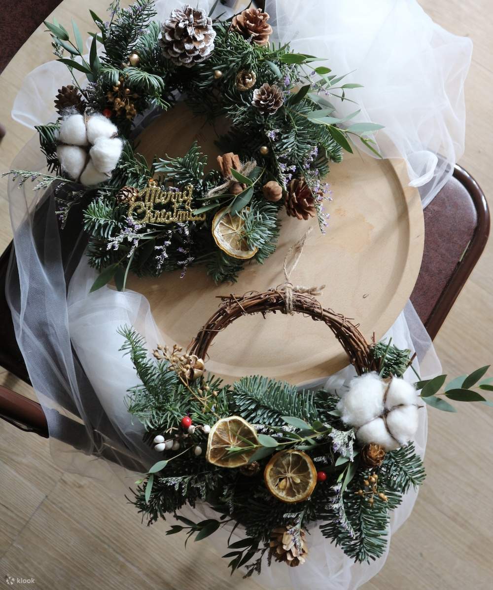 Myosotis Flower Christmas Wreath Workshop - Klook