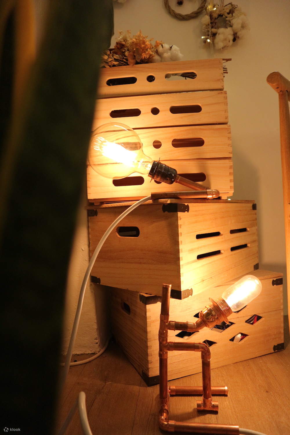 Myosotis Flower - Industrial Pipe Lamp workshop | Kwun Tong - Klook