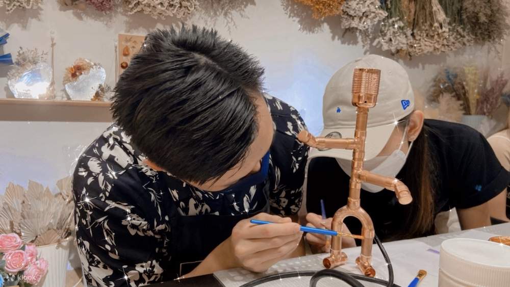 Myosotis Flower - Industrial Pipe Lamp workshop | Kwun Tong - Klook