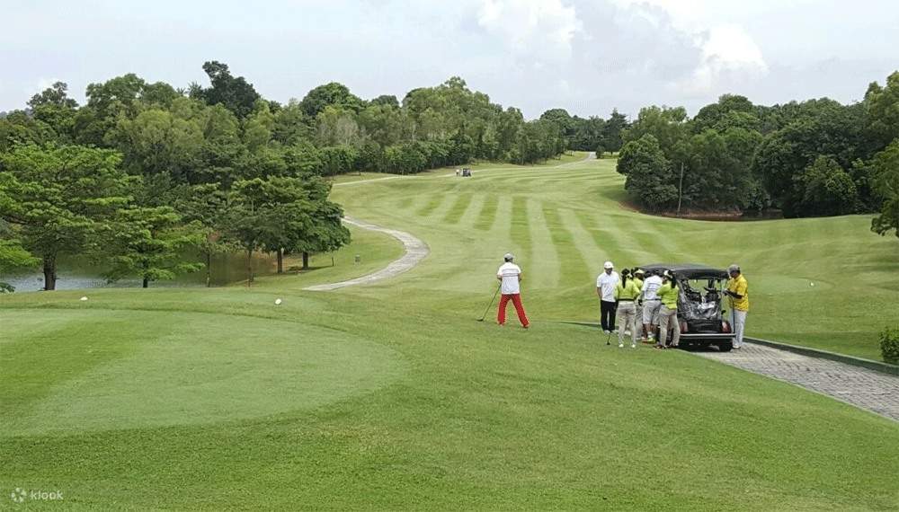1 Day Join In Golf Tour in Batam - Klook India