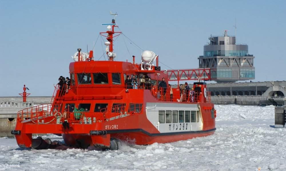 Frozen Ice Sea, Visit Monbetsu Ocean Park & Sounkyo Ice Fall Festival ...