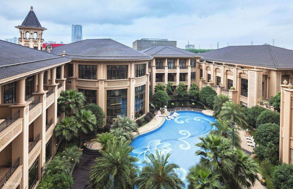 【歐堡豪居】上海浦東星河灣酒店住宿套餐（坐落於陸家嘴金融中心核心地帶） Klook香港