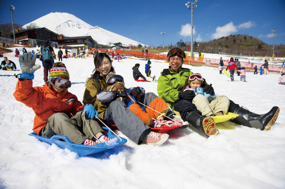 Mt. Fuji 2nd Station Yeti Snow Resort Day Ski Trip - Klook Singapore