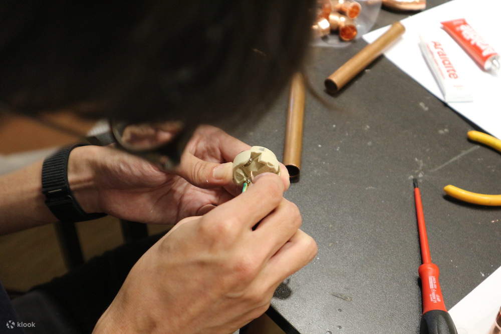 Myosotis Flower - Industrial Pipe Lamp workshop | Kwun Tong - Klook ...