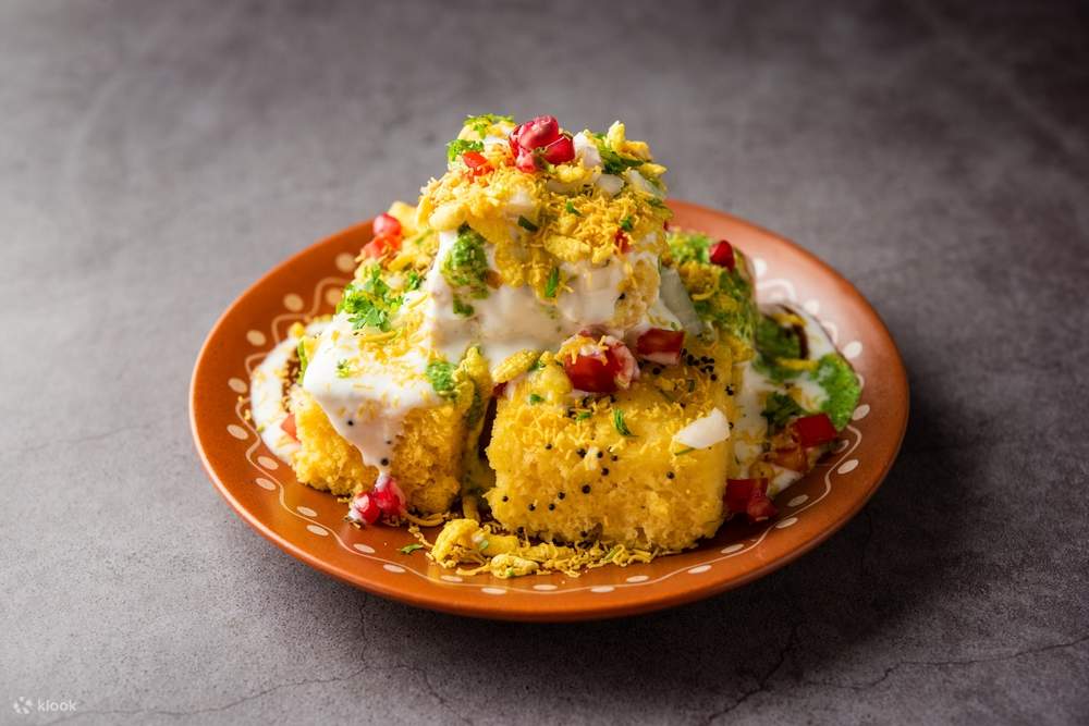 Flavors of Ahmedabad: Guided Street Food Tasting Tour with a Local - Klook