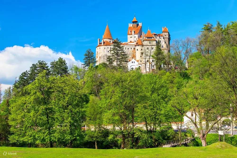 Một ngày ở Transylvania: Lâu đài Peles, Lâu đài Bran và Brasov - Klook ...
