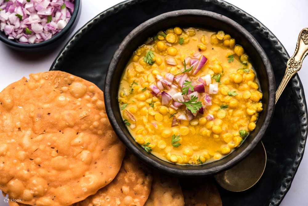 Flavors of Ahmedabad: Guided Street Food Tasting Tour with a Local ...