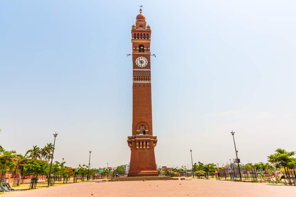 Walk and Explore Lucknow City: Guided Tour by Foot - Klook