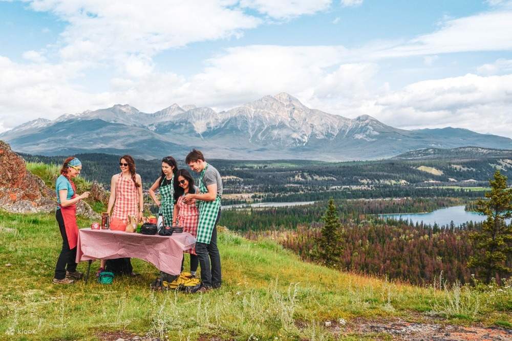 Mountain Hike and Backcountry Cooking Class Tour in Jasper - Klook