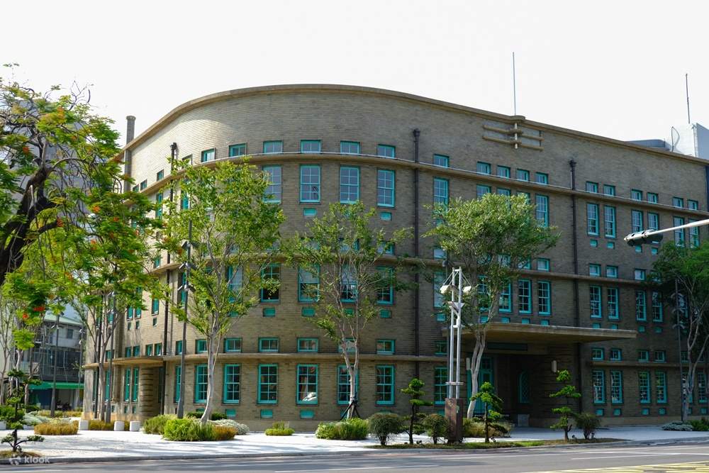 Chiayi: One-day tour to the South Campus of the National Palace Museum ...