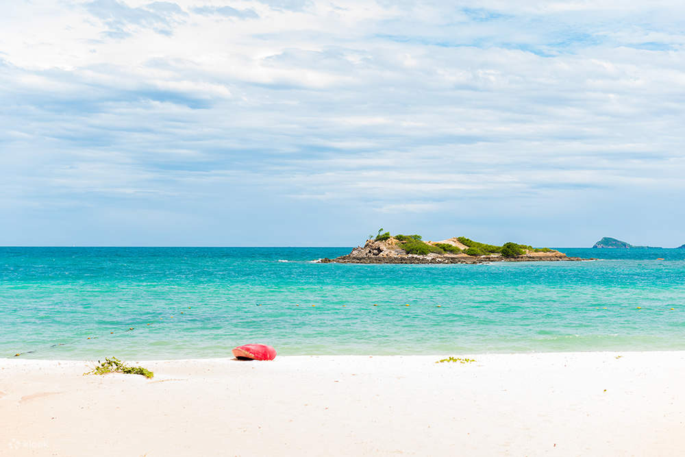 Koh Samae San Island Snorkeling & Kayak Private and Pattaya Private One ...