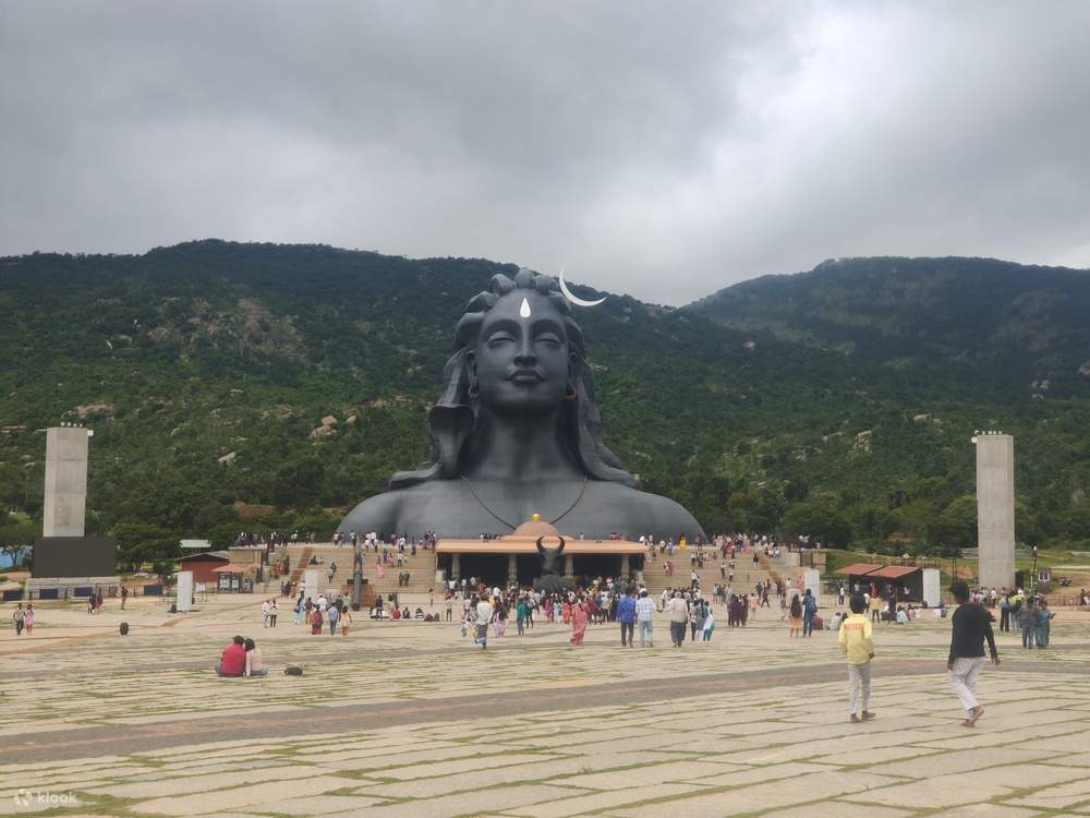 Bangalore Lepakshi Temple & Adiyogi Statue Tour with Guide, Lunch ...