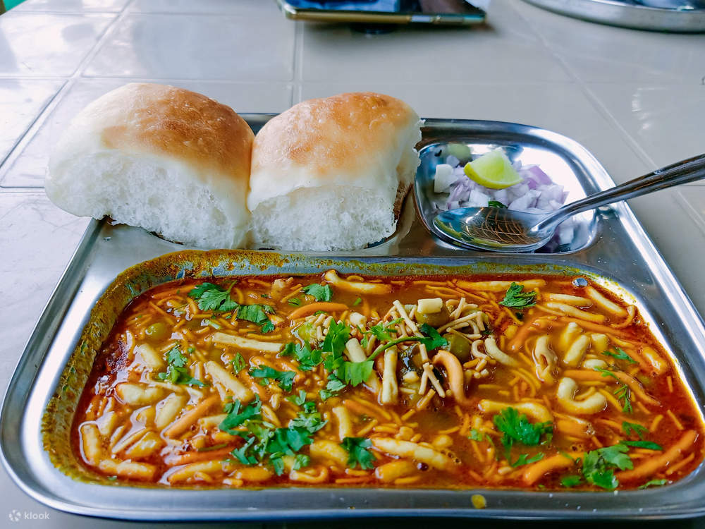 Flavors of Pune: Guided Street Food Tasting Tour with a local - Klook India