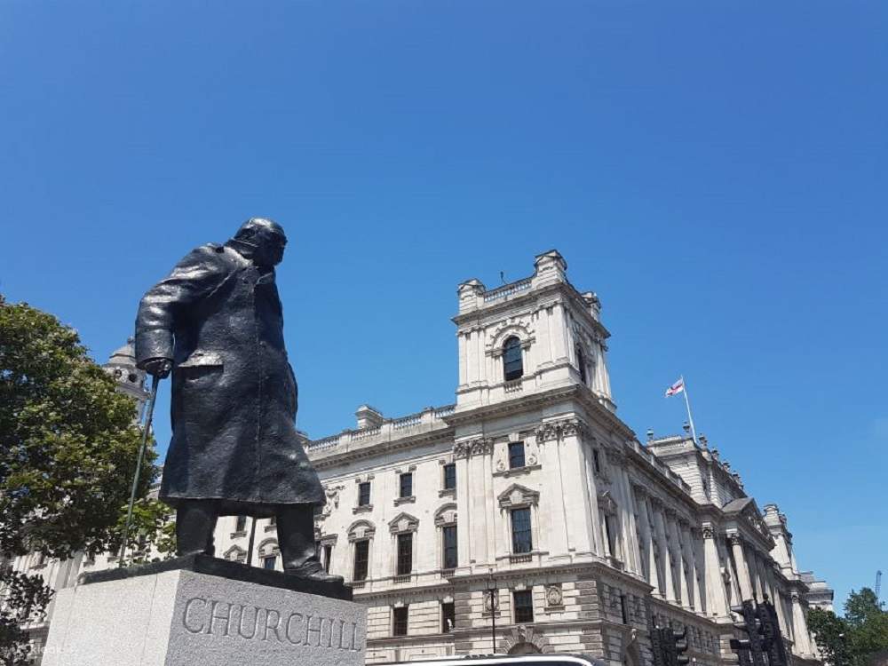 Top London Sights Tour with Westminster Abbey & Churchill War Rooms ...