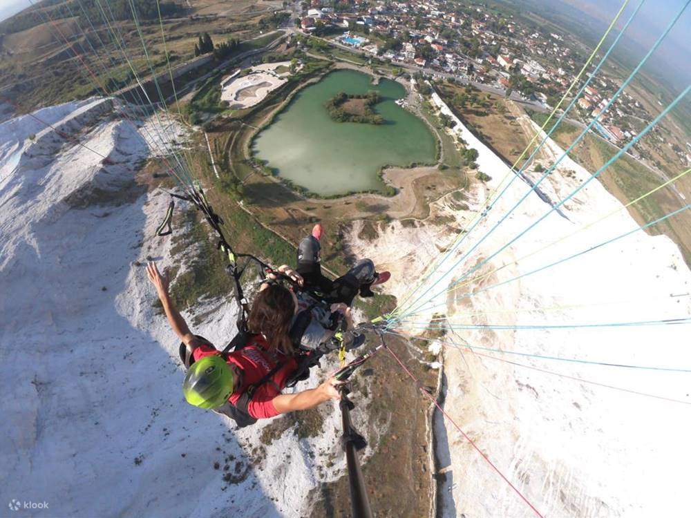 Pengalaman Paralayang Tandem Pamukkale yang Mendebarkan dengan ...