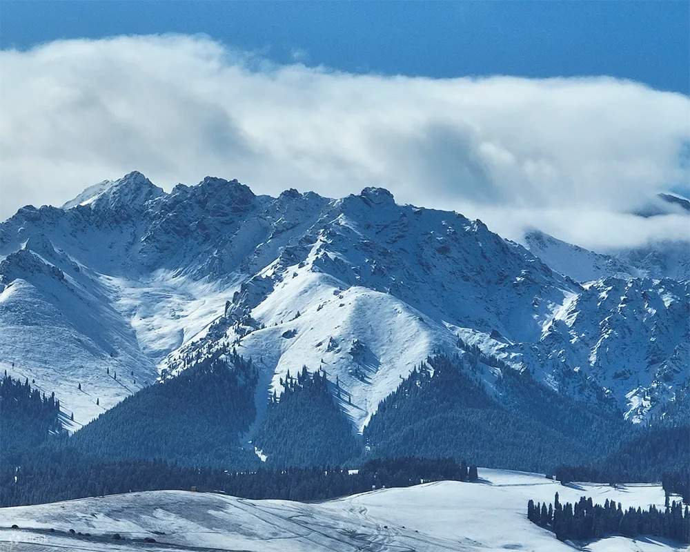 Xinjiang Tianshan Tianchi Jiangbulak Kumtag Desert 5-Day 4-Night ...