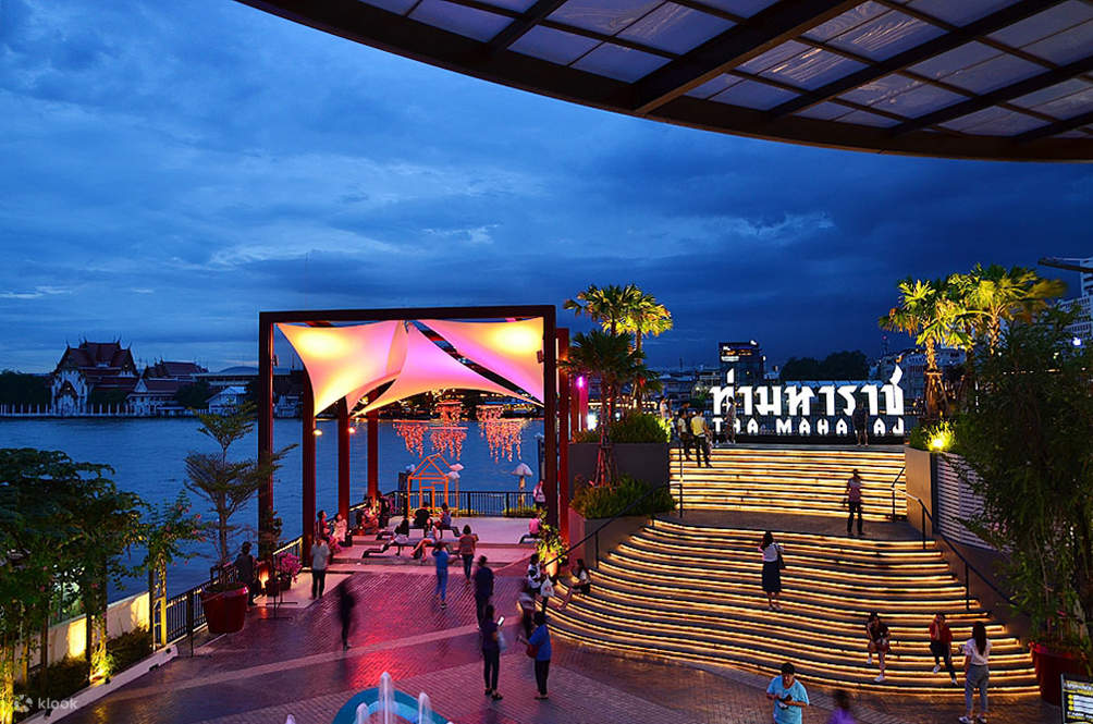 Grand Palace, Maharaj Market, and Wat Arun Temple Join In Day Tour ...