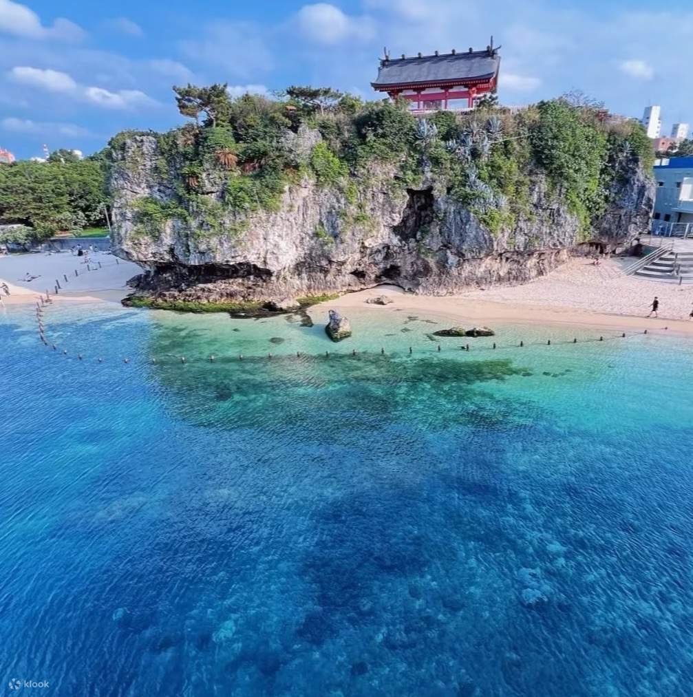 Sewa Mobil dengan Pengemudi di Okinawa ke Manzamo/Oisekirinzan/Kouri ...