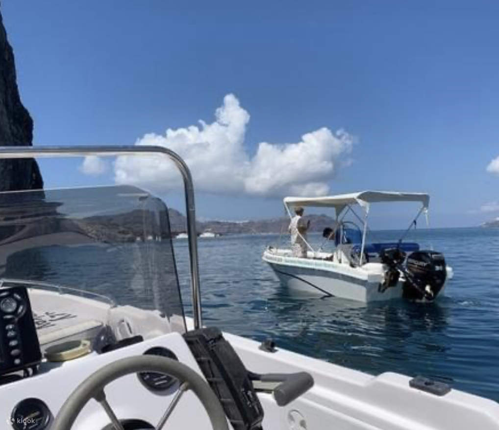 License Free Boat AELIA - Explore the Waters without Restrictions - Klook