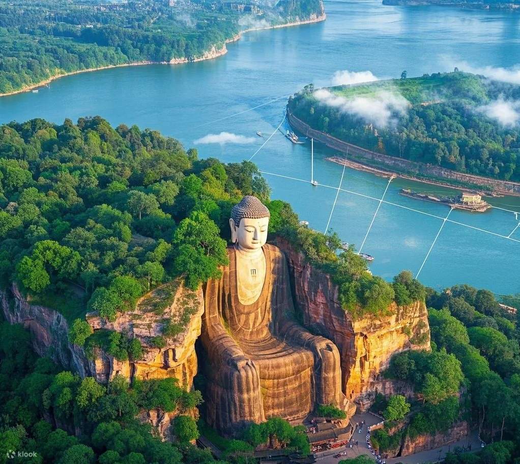 Tur 2 Hari Sichuan, Gunung Emei, dan Leshan (Cicipi Makanan Lezat ...