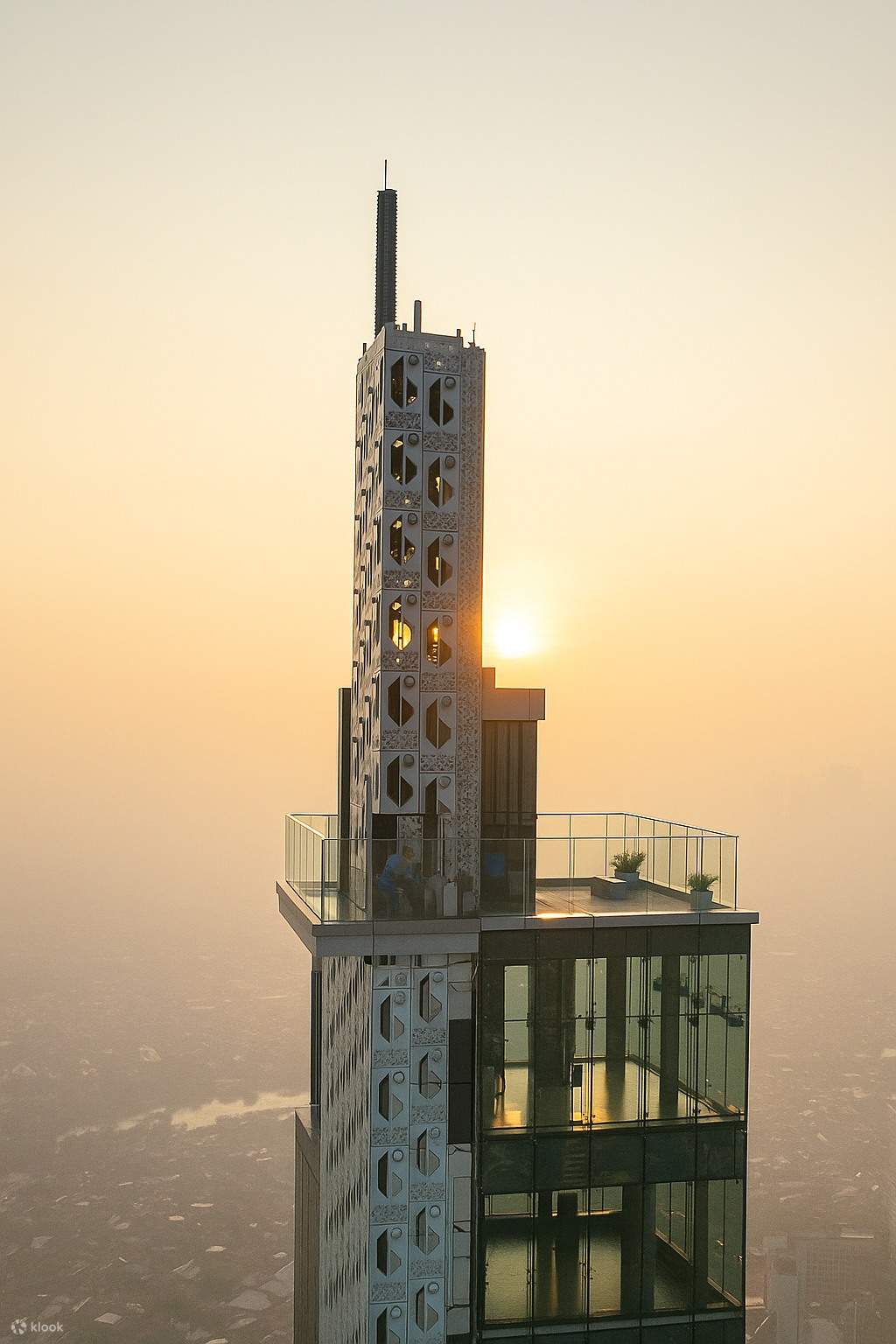 Up at Thamrin Nine - Observatory Deck in jakarta - Klook