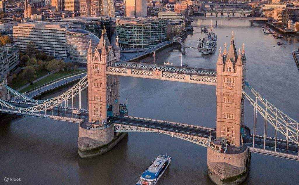 Westminster Tour with River Cruise and Tower of London Entry - Klook
