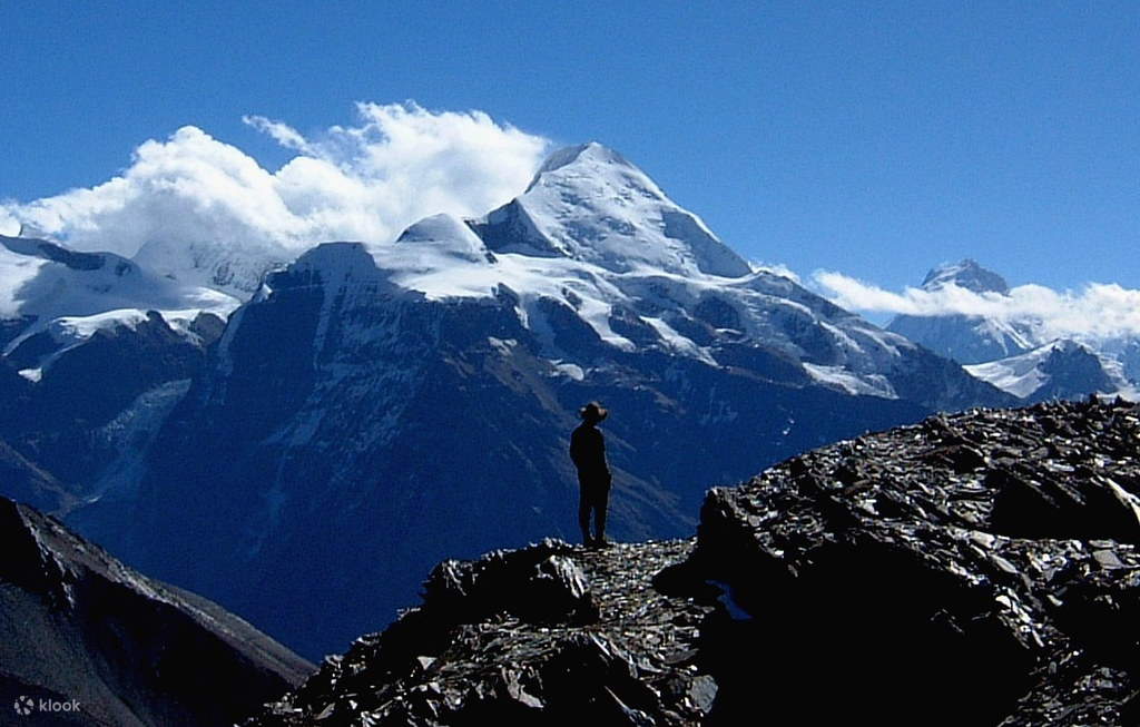 Conquer the Heights: Kang Guru Expedition in the Himalayas of Nepal ...