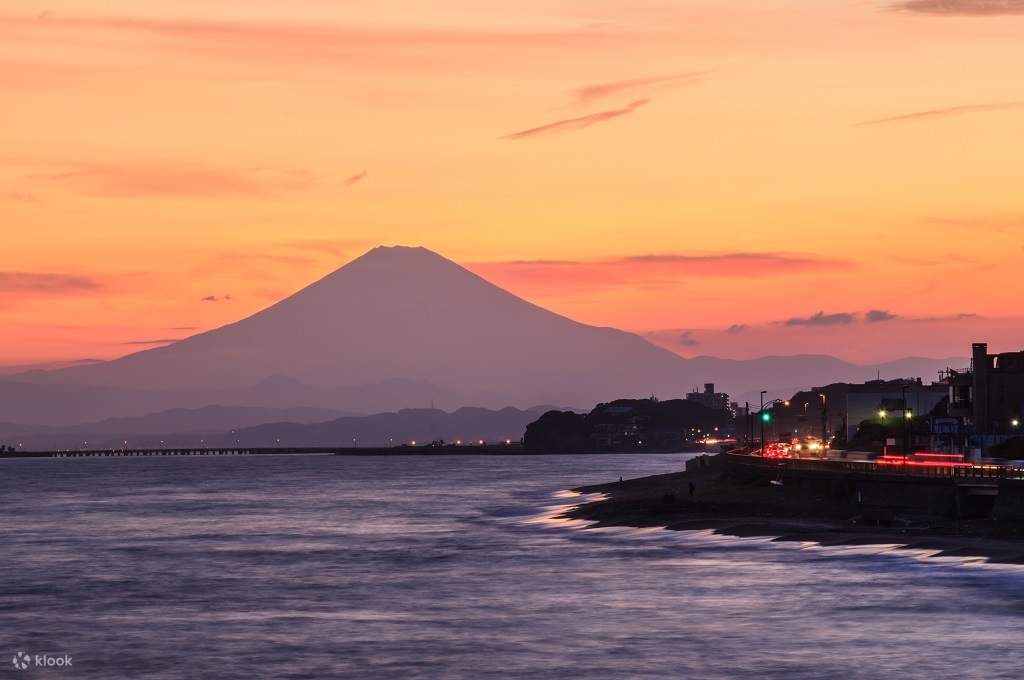 Tour a piedi essenziale di Kamakura + esperienza locale da Tokyo ...
