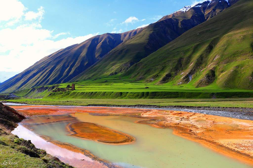 Kazbegi & Truso Valley Off-Road Adventure - Klook Indonesia