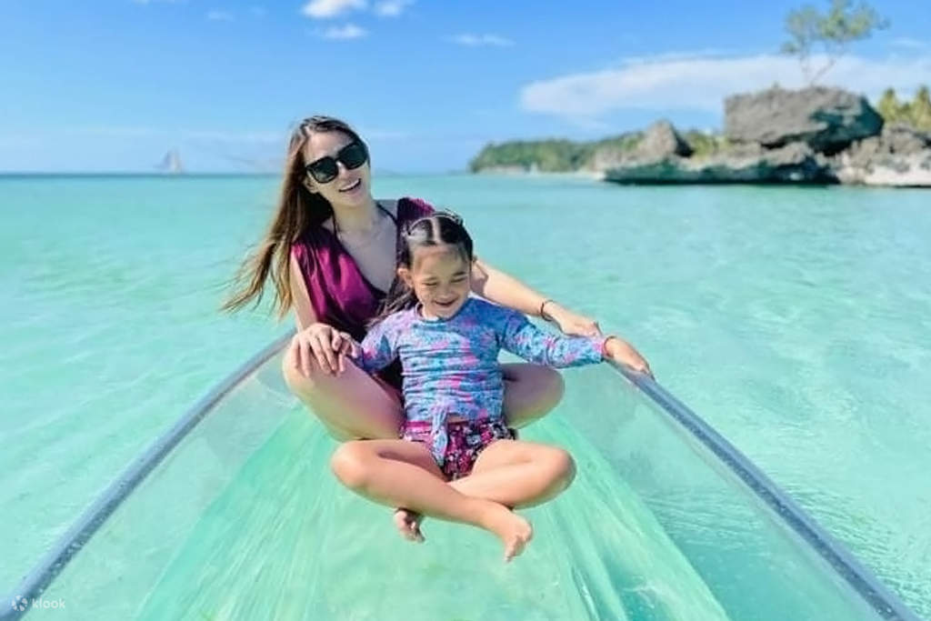 Trải Nghiệm Chụp Ảnh Bằng Thuyền Kayak Ở Boracay Crystal - Klook Việt Nam