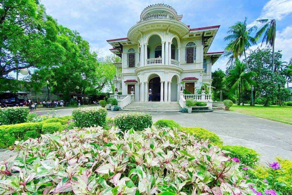 Iloilo Eco-City Private Half Day Tour - Klook United States