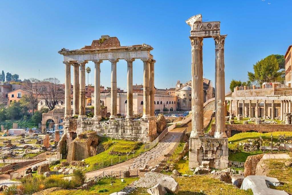 Colosseum Underground Small Group Tour with Arena and Roman Forum in ...