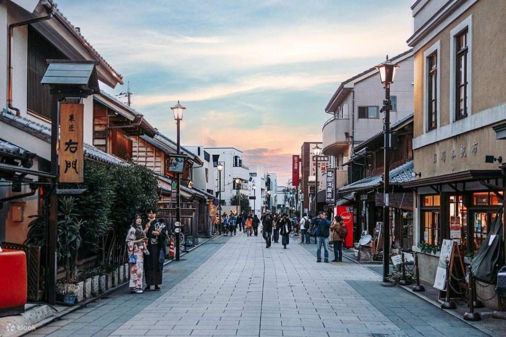 Konosu Fireworks Festival｜Kawagoe Hikawa Shrine & Kawagoe Koedo ...
