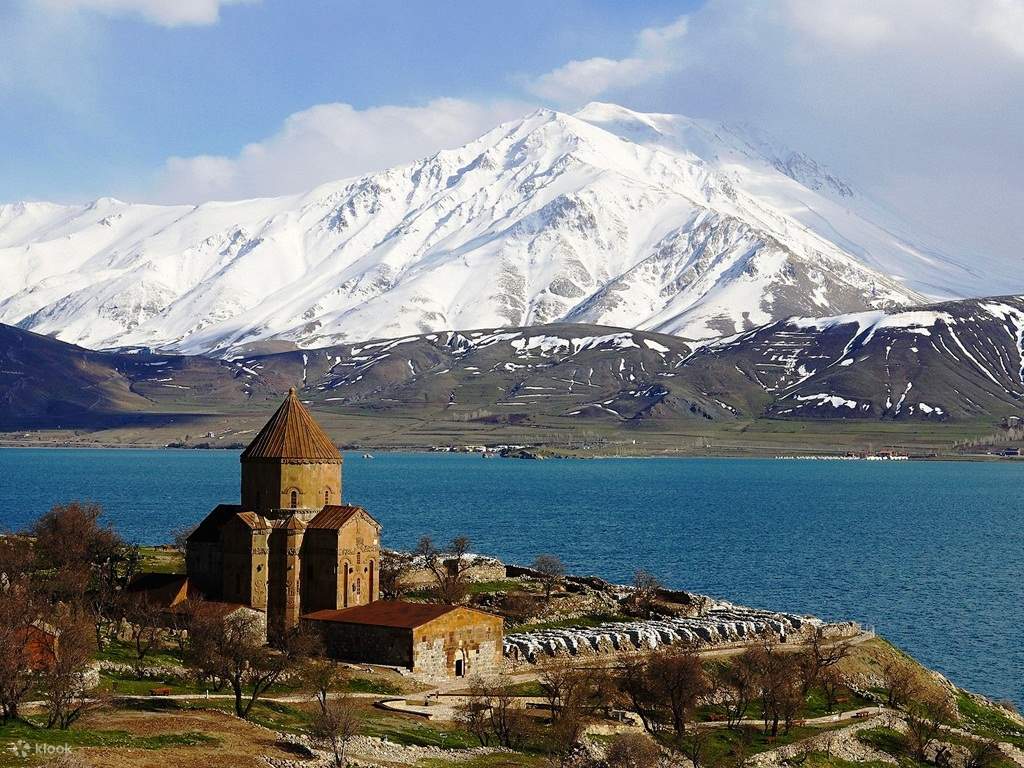 Perjalanan Armenia: Tbilisi – Akhpat – Dilijan – Sevan – Yerevan ...