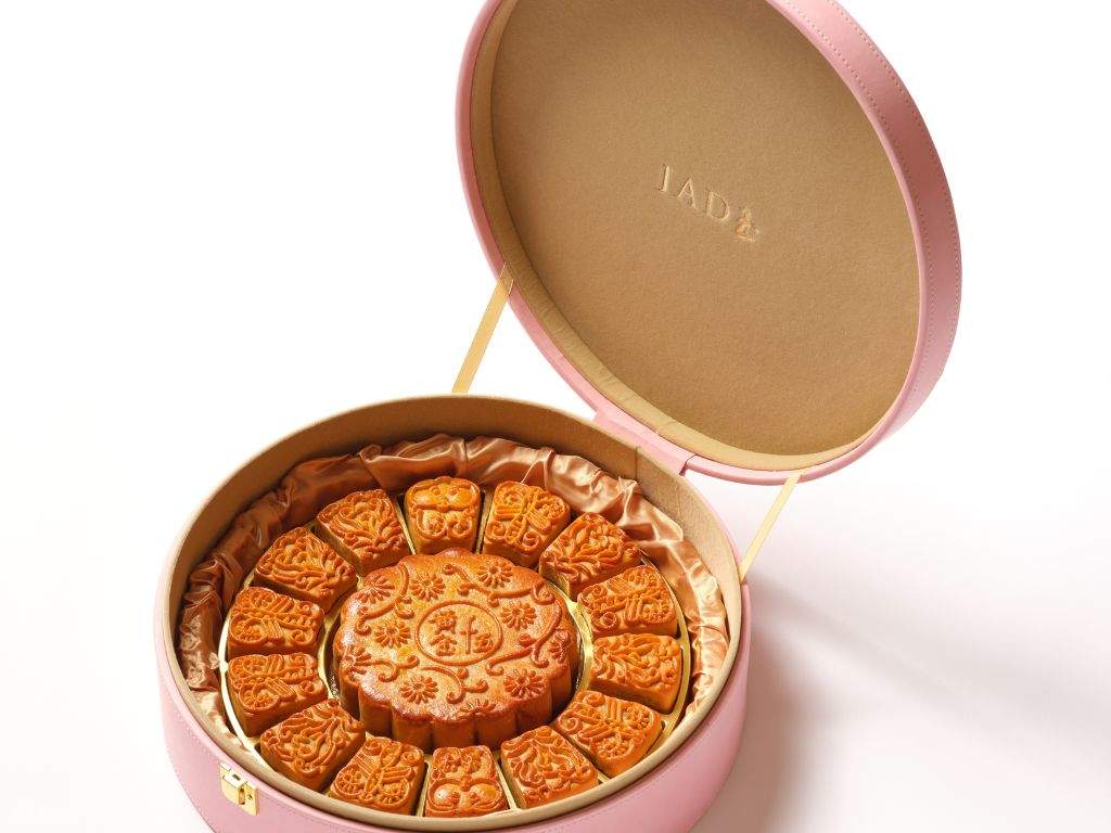 The Fullerton Cake Boutique Mid-Autumn Mooncakes - Klook Hong Kong