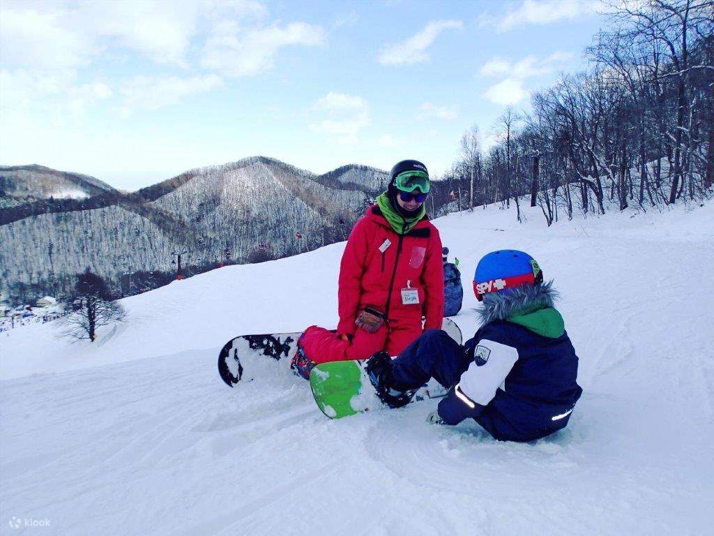 Sapporo Bankei Ski Resort Rental skis & wear & Lift Ticket - Klook