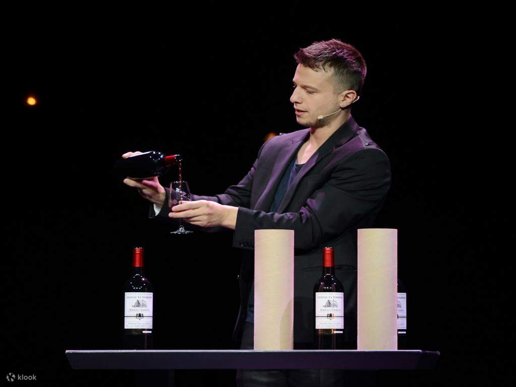Mat Franco - Magic Reinvented Nightly Show in Las Vegas - Klook