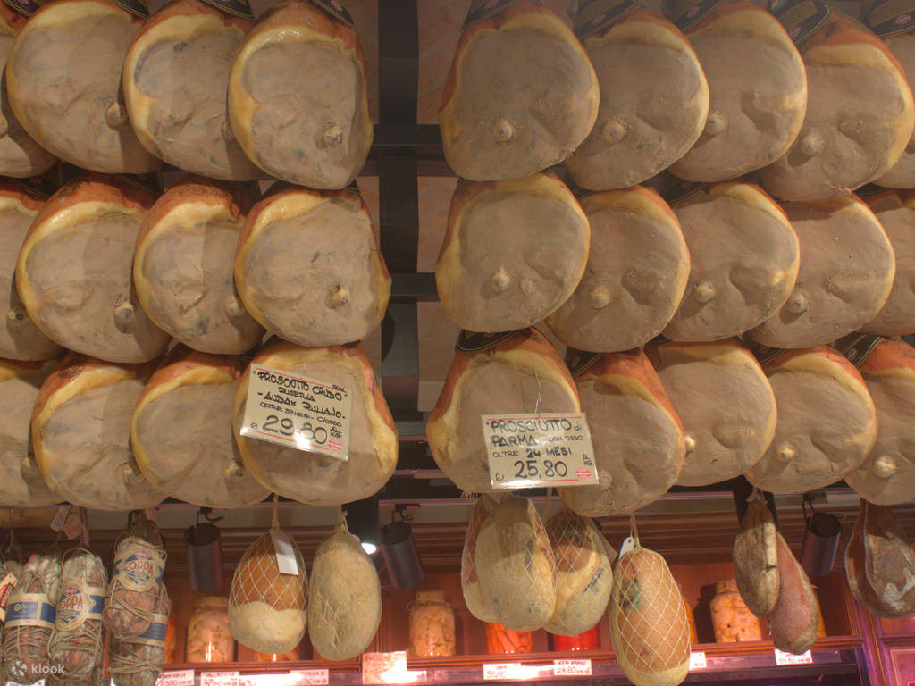 Food tour with tastings and sightseeing in Parma - Klook India