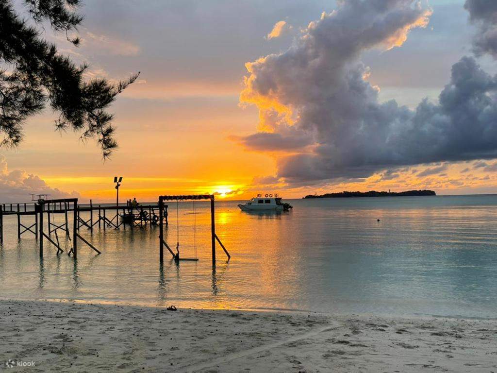 Full Board Staycation at Little Dolphin Resort Mantanani Island - Klook ...