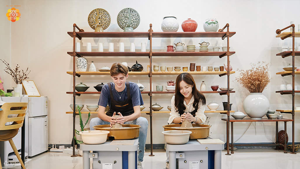 Traditional Korean Pottery Moon Jar Making Class - Klook United States