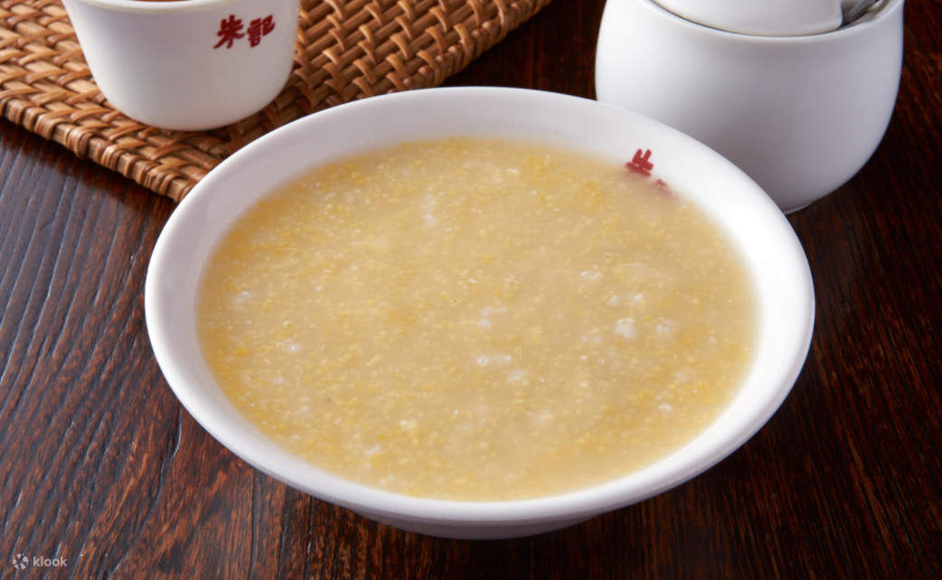 Zhuji Pie Porridge Xinyi Store - MRT Daan Forest Park Station - Klook ...