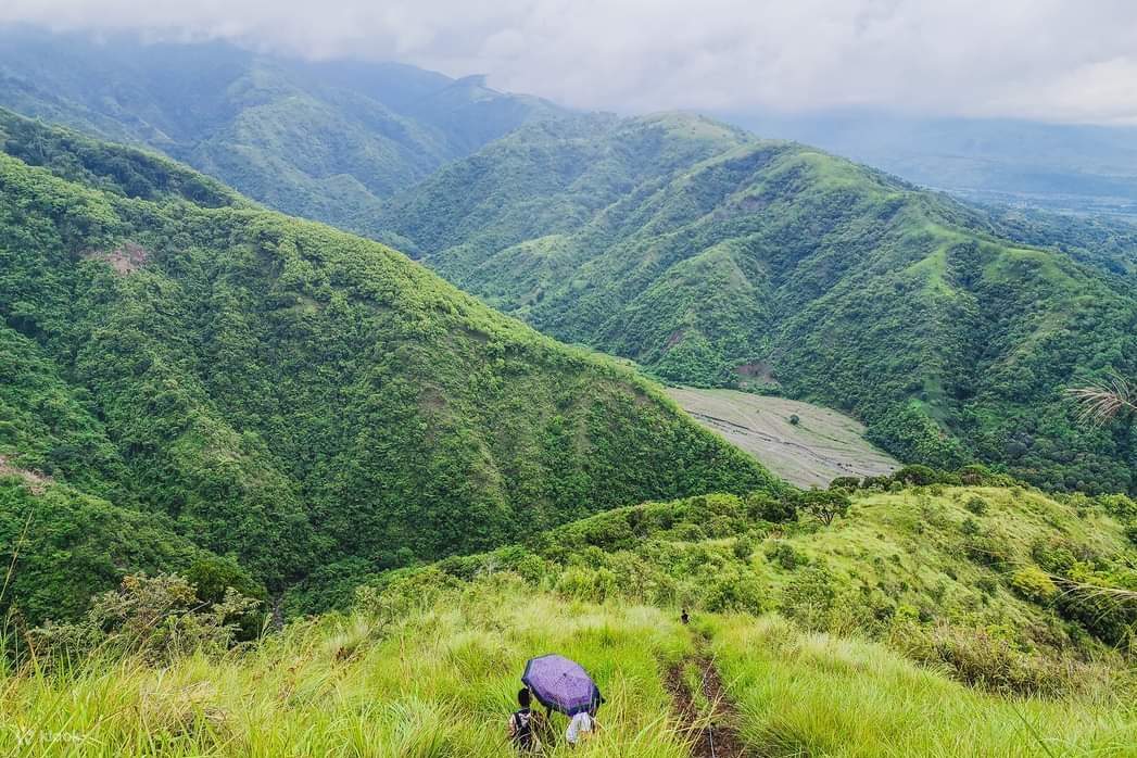 Mt. 387 + Aloha Falls Hiking Tour dari Manila - Klook Indonesia