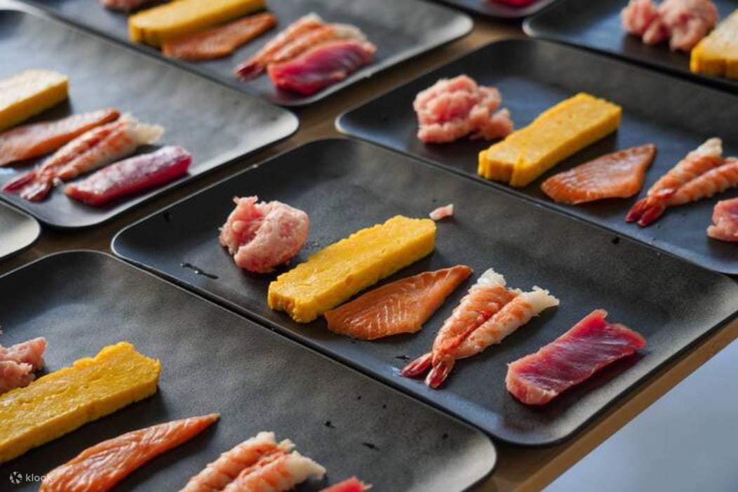 Tsukiji Fish Market Guided Tour & Sushi Making with Pro Chef - Klook