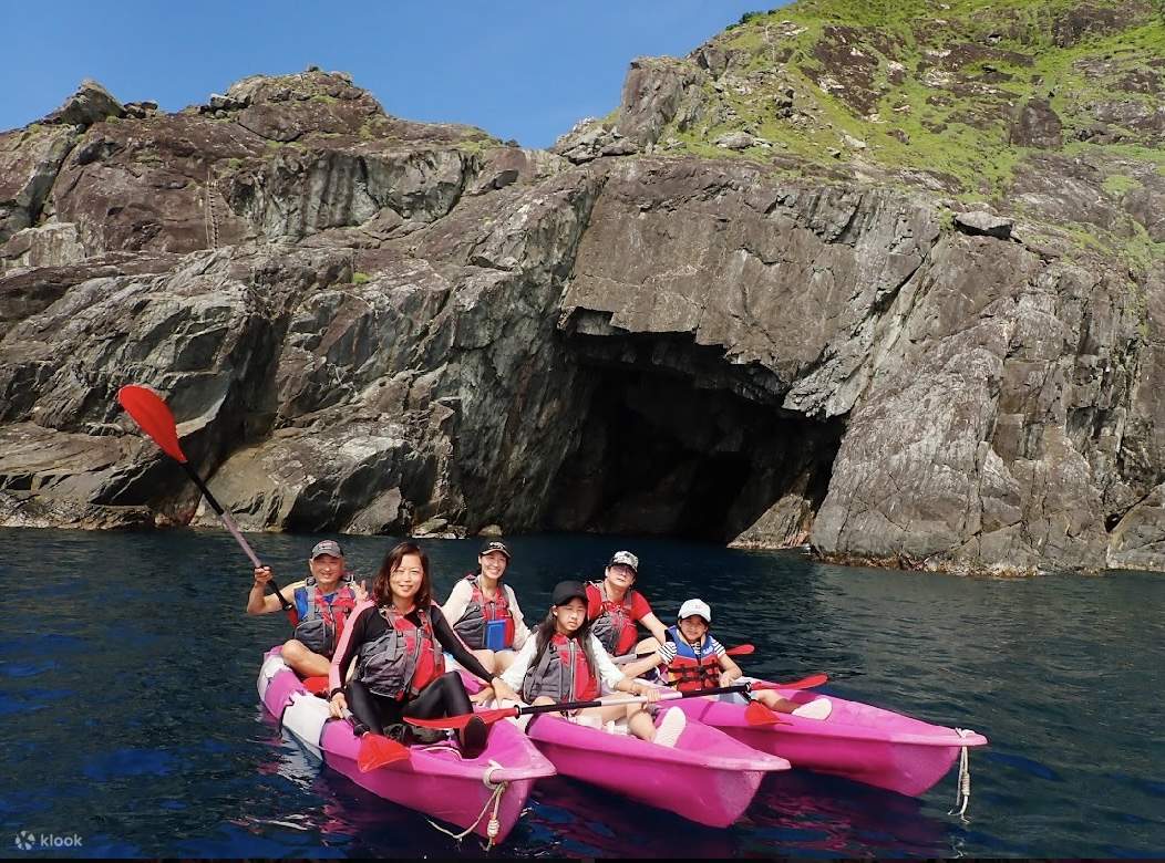 Yilan Dongao Bay Wuyanjiao Sea Cave SUP Stand Up Paddle and Canoe ...