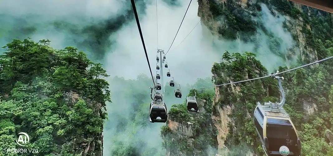 Zhangjiajie National Forest Park Avatar Mountain Grand Canyon Glass ...